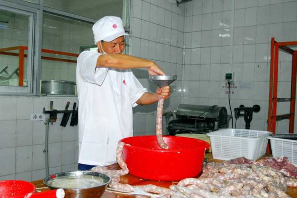 腊肠怎么制作_腊肠的做法全过程-第1张图片-山城妙识