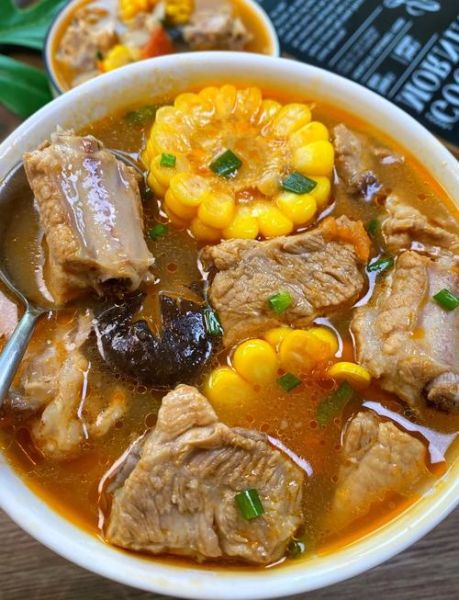 排骨汤家常简单做法_排骨汤怎么炖好喝又营养-第2张图片-山城妙识