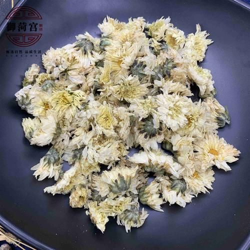 养肝买杭白菊还是胎菊_哪个效果更好-第1张图片-山城妙识 养肝买杭白菊还是胎菊_哪个效果更好-第1张图片-山城妙识