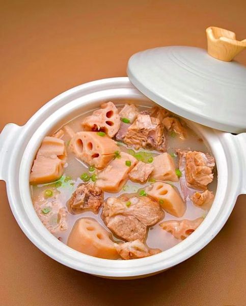 莲藕汤的做法_莲藕汤的功效与作用-第3张图片-山城妙识 莲藕汤的做法_莲藕汤的功效与作用-第3张图片-山城妙识