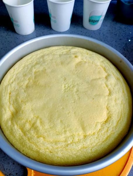 自制蒸蛋糕的做法_蒸蛋糕为什么塌陷-第1张图片-山城妙识