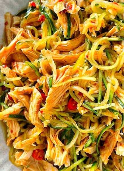 鸡丝拉皮怎么做_鸡丝拉皮热菜版做法-第2张图片-山城妙识