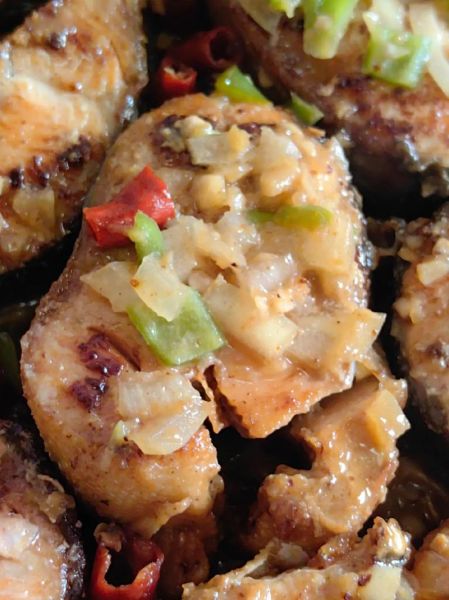 大马哈鱼块怎么做好吃_大马哈鱼块的家常做法-第2张图片-山城妙识