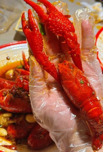 油焖龙虾怎么做_油焖龙虾家常做法视频教程-第1张图片-山城妙识 油焖龙虾怎么做_油焖龙虾家常做法视频教程-第1张图片-山城妙识