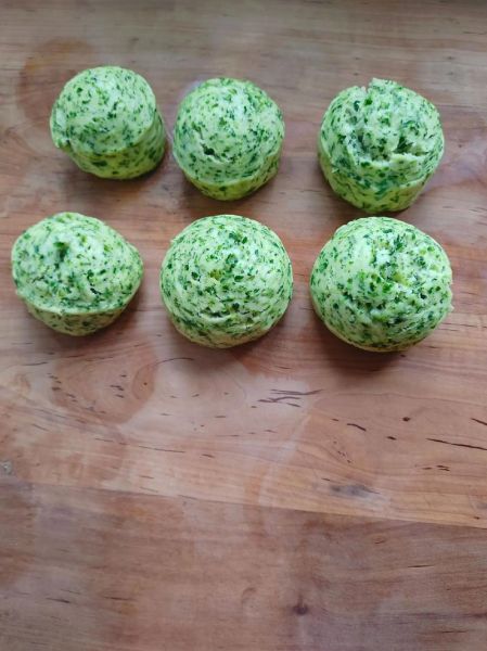 苜蓿菜馍怎么做_苜蓿菜馍的家常做法-第1张图片-山城妙识