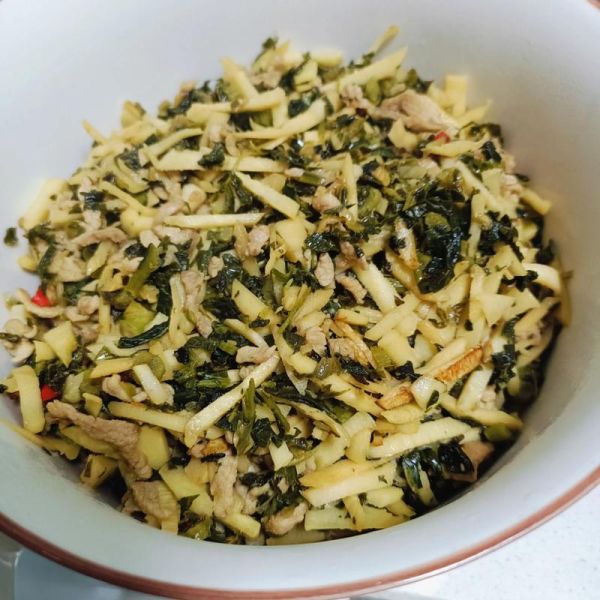 腌的雪里蕻怎么炒好吃_雪里蕻炒什么最下饭-第1张图片-山城妙识 腌的雪里蕻怎么炒好吃_雪里蕻炒什么最下饭-第1张图片-山城妙识