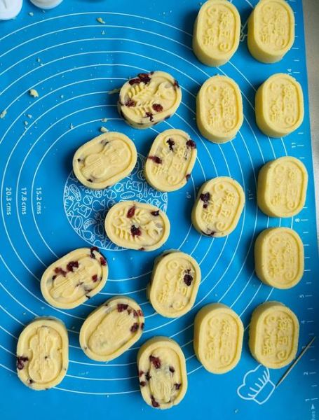 生绿豆面粉怎么做绿豆糕_绿豆糕为什么开裂-第1张图片-山城妙识