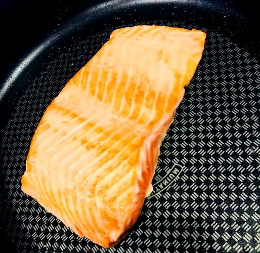 干煎三文鱼窍门_如何煎三文鱼不粘锅-第2张图片-山城妙识 干煎三文鱼窍门_如何煎三文鱼不粘锅-第2张图片-山城妙识