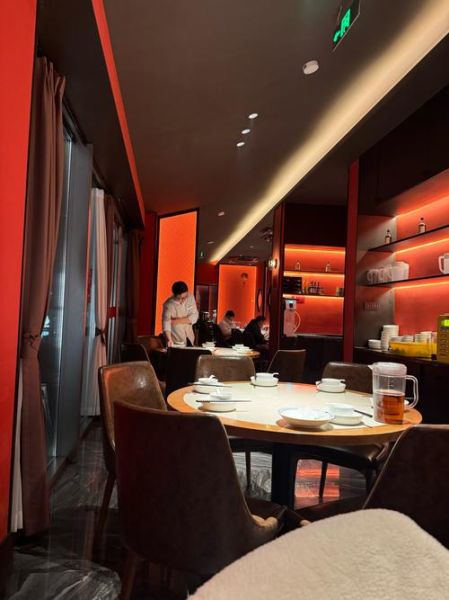 老头儿油爆虾门店地址_老头儿油爆虾总店在哪-第3张图片-山城妙识