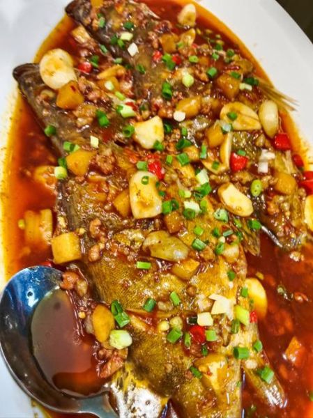 红烧桂鱼怎么做_红烧桂鱼用不用先煎-第1张图片-山城妙识