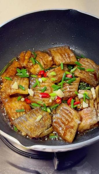 干煎带鱼怎么煎不碎_干煎带鱼的家常做法-第2张图片-山城妙识