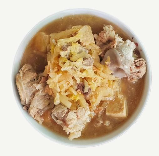 酸菜炖排骨怎么炖好吃又烂_酸菜炖排骨的家常做法-第1张图片-山城妙识