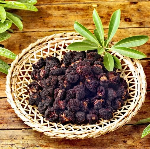 杨梅干上火吗_吃杨梅干会不会上火-第1张图片-山城妙识