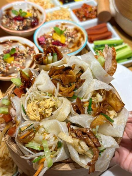 吃春饼配菜有哪些讲究_春饼配菜怎么搭配才地道-第1张图片-山城妙识