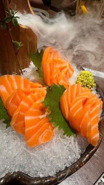 日本料理怎么做好吃_日式刺身如何切薄片-第1张图片-山城妙识