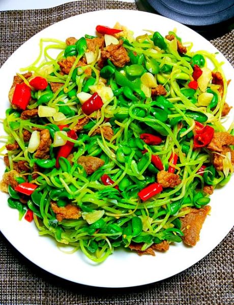 猪肉炒豆芽怎么炒好吃_猪肉炒豆芽的家常做法-第1张图片-山城妙识