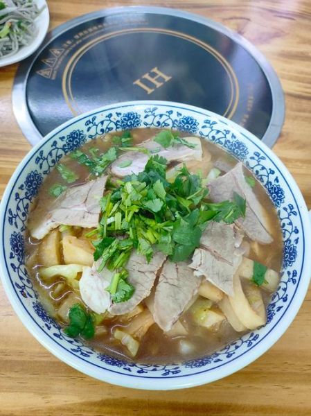 羊汤面怎么做好吃_正宗羊汤面做法-第1张图片-山城妙识