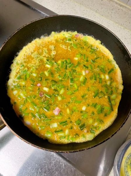 鱼子炒鸡蛋怎么做_鱼子炒鸡蛋的家常做法-第3张图片-山城妙识