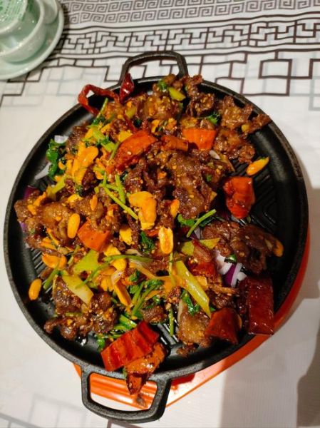 干锅羊肉怎么做_干锅羊肉怎么做好吃-第1张图片-山城妙识