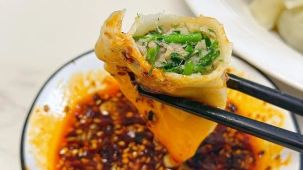 荠菜饺子怎么做好吃_荠菜饺子馅怎么调才鲜嫩-第3张图片-山城妙识 荠菜饺子怎么做好吃_荠菜饺子馅怎么调才鲜嫩-第3张图片-山城妙识