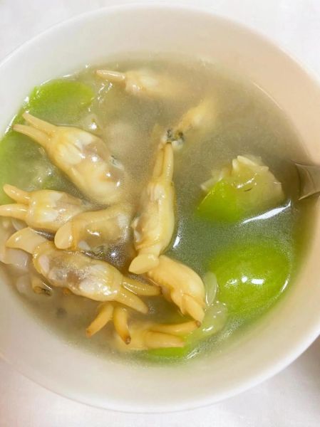 炒蛏子怎么做好吃_炒蛏子去沙技巧-第1张图片-山城妙识