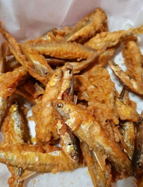 小鱼怎样炸才酥脆_炸小鱼酥脆技巧-第1张图片-山城妙识