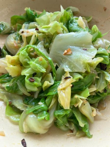 凉拌卷心菜要不要焯水_卷心菜焯水多久-第1张图片-山城妙识 凉拌卷心菜要不要焯水_卷心菜焯水多久-第1张图片-山城妙识