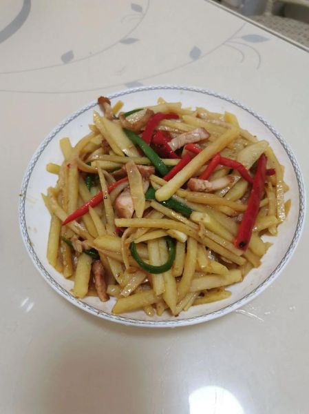 土豆炒肉丝怎么炒才好吃_家常做法步骤详解-第3张图片-山城妙识