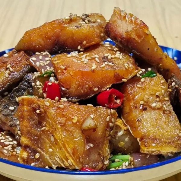 湖北咸鱼怎么腌制_湖北咸鱼的做法大全-第2张图片-山城妙识