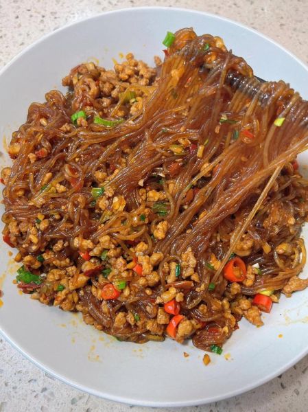 蚂蚁上树是哪个菜系_蚂蚁上树属于川菜还是湘菜-第1张图片-山城妙识