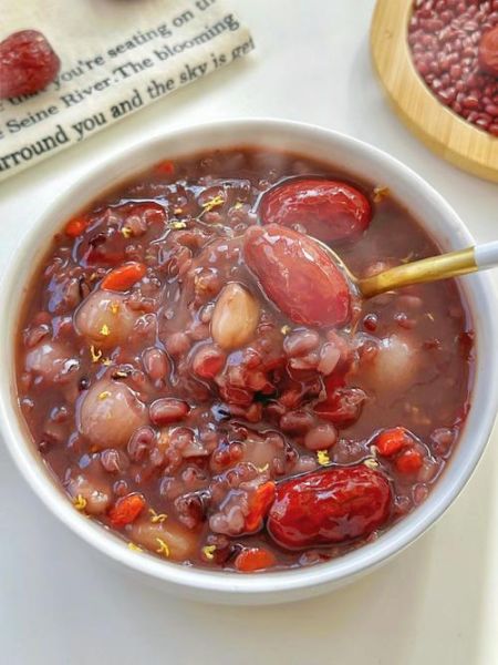 红枣黑米粥的做法_红枣黑米粥的功效与禁忌-第1张图片-山城妙识