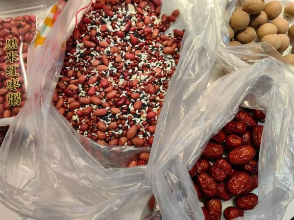 红枣黑米粥的做法_红枣黑米粥的功效与禁忌-第3张图片-山城妙识