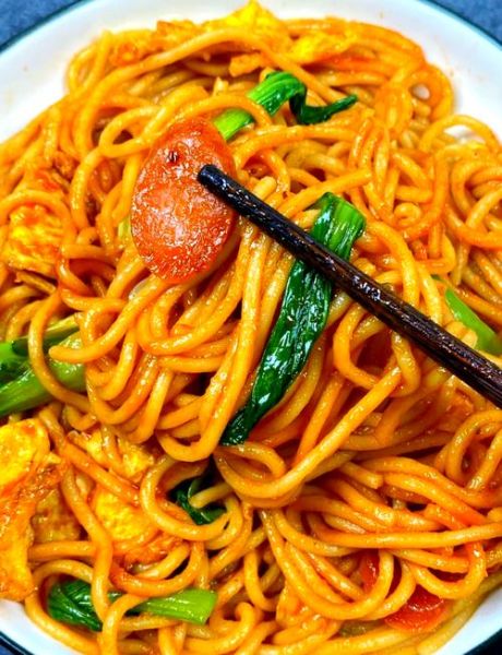 香肠炒方便面怎么做_香肠炒方便面用哪种香肠-第2张图片-山城妙识