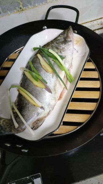 清蒸季花鱼怎么做_清蒸季花鱼蒸几分钟-第1张图片-山城妙识