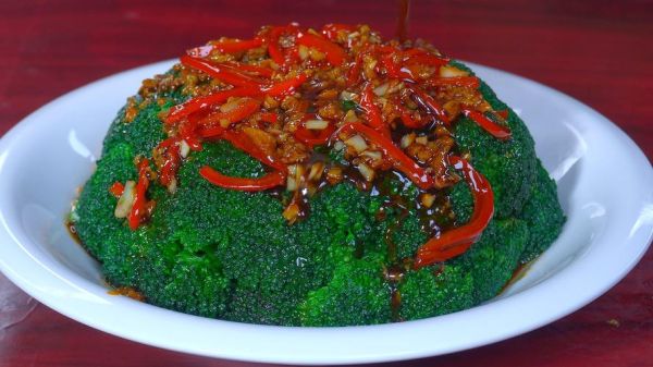 白灼西兰花怎么做好吃_白灼西兰花焯水几分钟-第3张图片-山城妙识 白灼西兰花怎么做好吃_白灼西兰花焯水几分钟-第3张图片-山城妙识