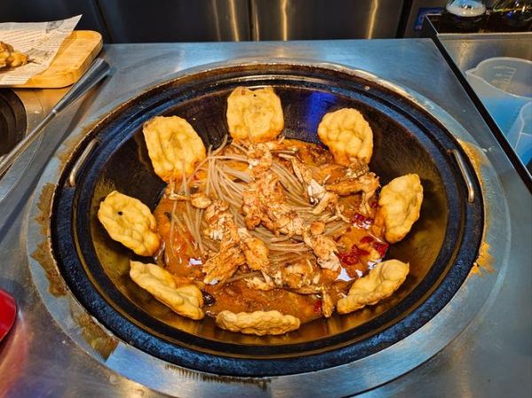 地锅鸡是哪里的_地锅鸡起源地-第1张图片-山城妙识 地锅鸡是哪里的_地锅鸡起源地-第1张图片-山城妙识