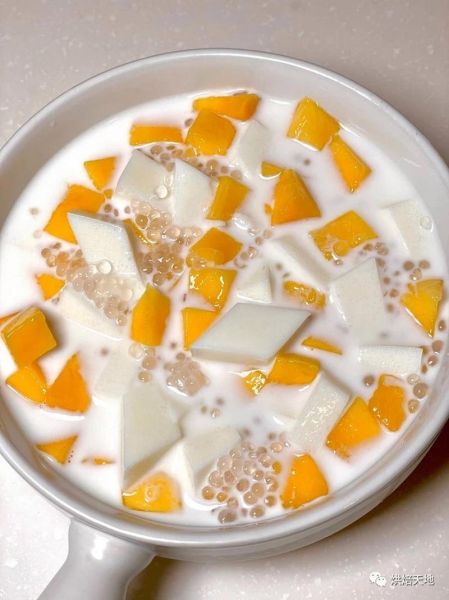 牛奶白凉粉芒果果冻怎么做_芒果白凉粉牛奶比例是多少-第2张图片-山城妙识
