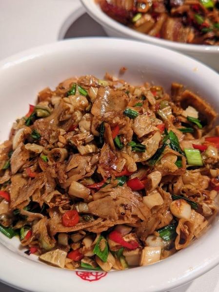 素鸡怎么炒好吃_素鸡炒什么配菜最香-第1张图片-山城妙识