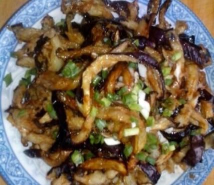 蒜泥茄条怎么做_凉拌蒜泥茄条的家常做法-第1张图片-山城妙识