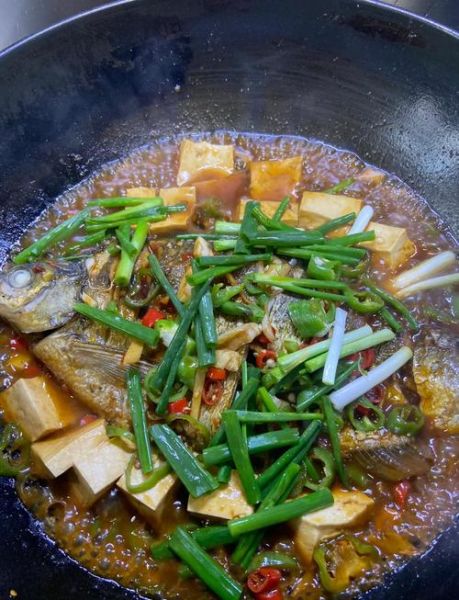 豆腐烧鱼的家常做法_豆腐烧鱼怎么做才入味-第2张图片-山城妙识