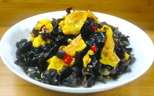 炒银耳怎么做_炒银耳的家常做法-第1张图片-山城妙识