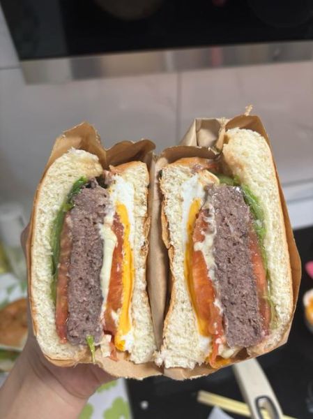 芝士汉堡怎么做_芝士汉堡的芝士怎么融化-第2张图片-山城妙识