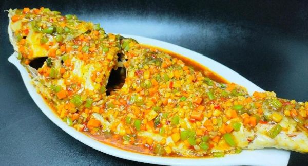 清蒸鲤鱼不如你_清蒸鲤鱼为什么不如你-第3张图片-山城妙识