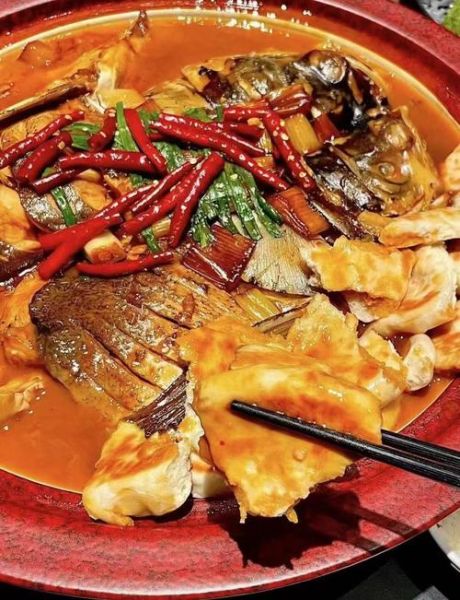 鱼头泡饼怎么做才正宗_鱼头泡饼最地道的做法-第3张图片-山城妙识