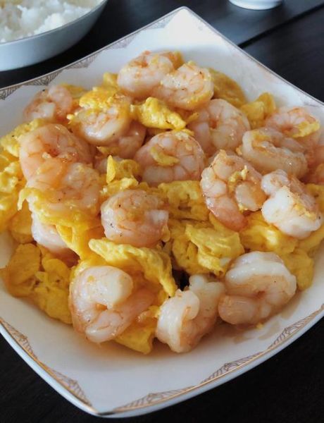 虾仁炒鸡蛋怎么做才嫩_虾仁炒鸡蛋热量高吗-第3张图片-山城妙识