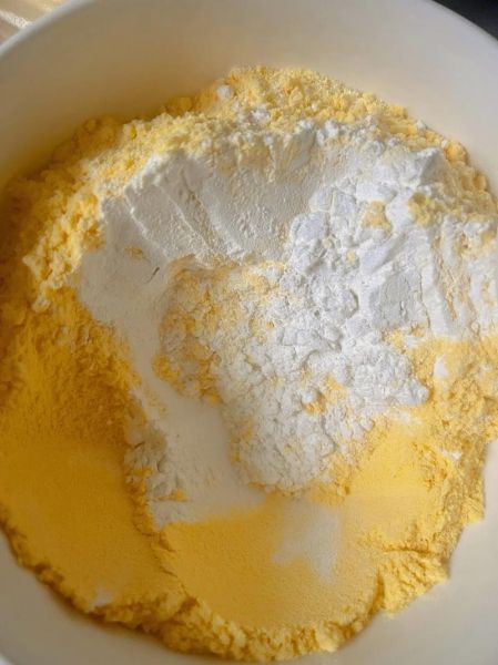 纯玉米面窝窝头怎么做_为什么一捏就塌-第1张图片-山城妙识 纯玉米面窝窝头怎么做_为什么一捏就塌-第1张图片-山城妙识