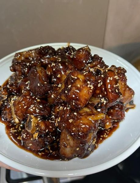 排骨怎么做好吃_排骨焯水用冷水还是热水-第1张图片-山城妙识