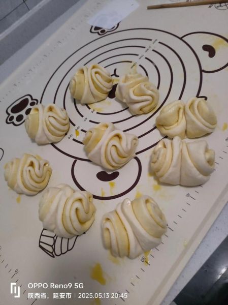 蒸花卷视频大全_怎么蒸花卷才松软-第3张图片-山城妙识