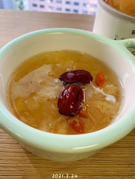 银耳和什么煮可以祛斑_银耳祛斑汤的做法-第3张图片-山城妙识