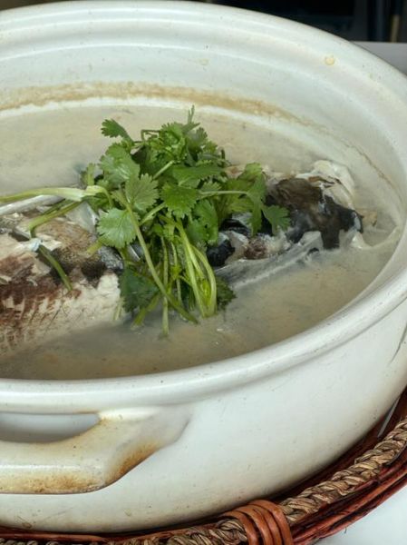 草鱼头怎么炖汤才好喝_草鱼头汤去腥增鲜技巧-第2张图片-山城妙识